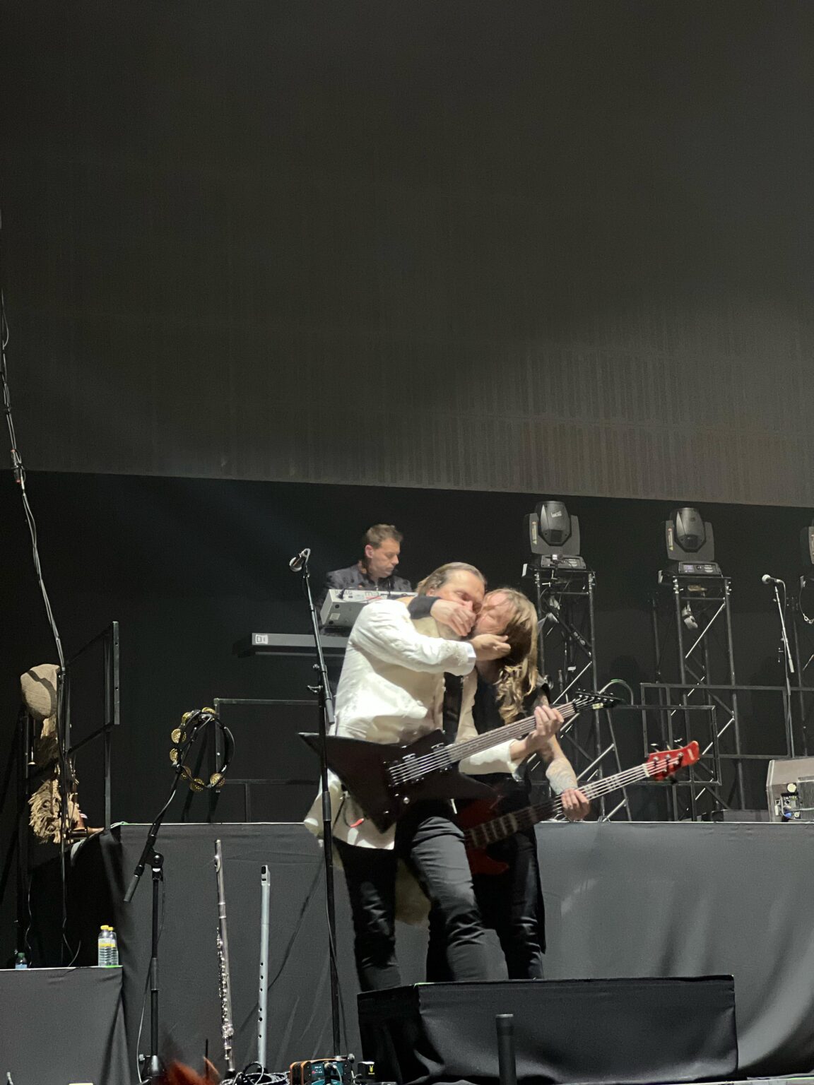 Saurom inicia la gira de "El Principito" con un histórico concierto en ...